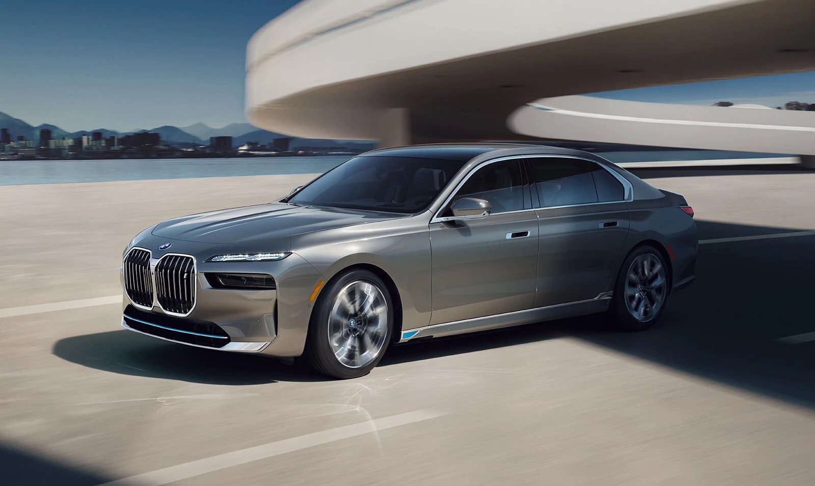 BMW i7, opulentní elektromobil pro nejnáročnější | MACH MOTORS